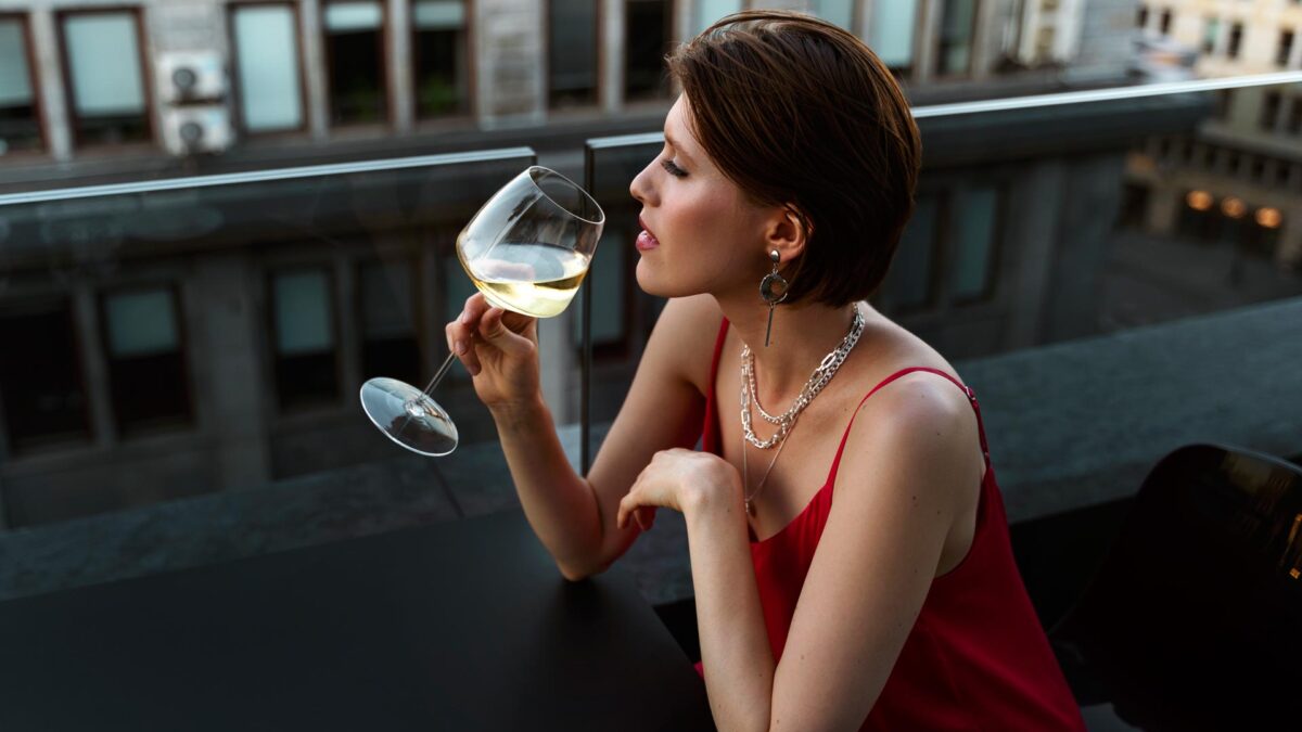 Know about the Perfect Papillon Red Wine for Your Next Dinner Party ...